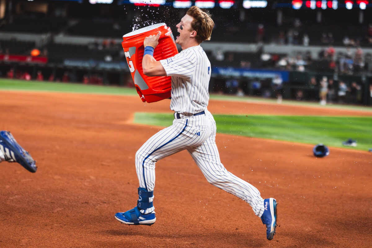 Photo Gallery: KU rallies to beat Oklahoma State 7-6 in first game at Big 12 Championship - KU ...